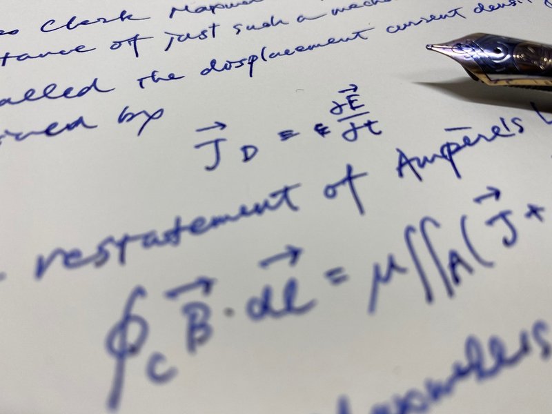 普段使いの万年筆｜INOUE Tomohiro