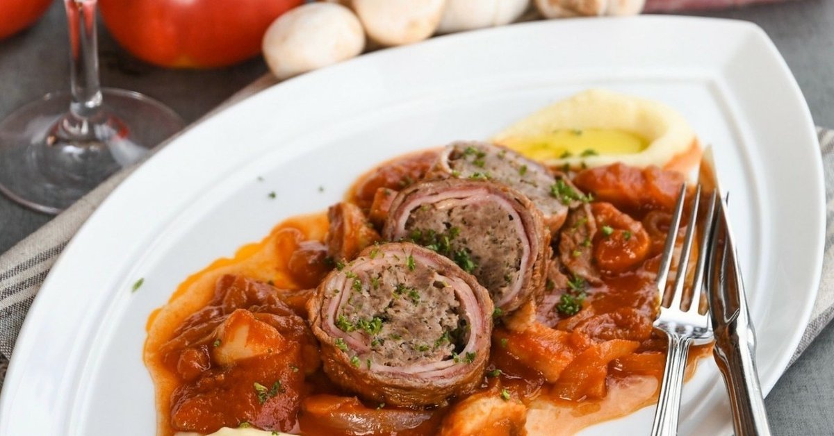 オワゾーサンテット(牛肉ロールのトマト煮)｜HOSHINOCHEF