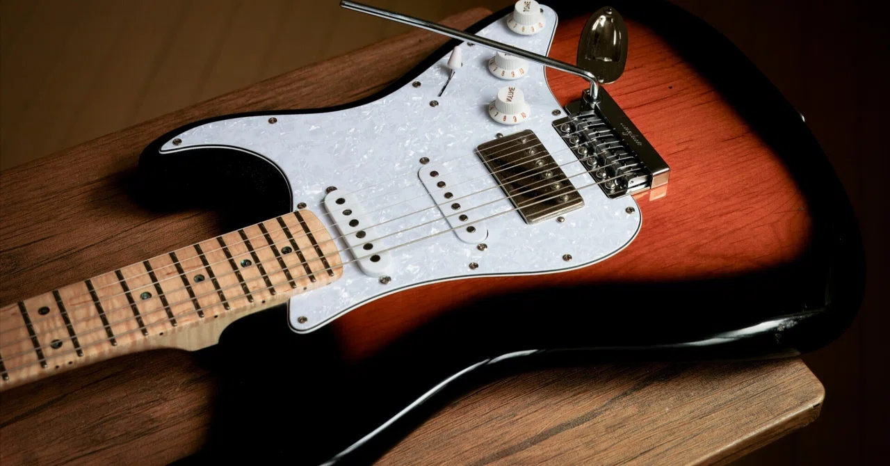 [Junk Revival] Restoring a Classic Vibe '50s Stratocaster｜Croquetteギター機材研究