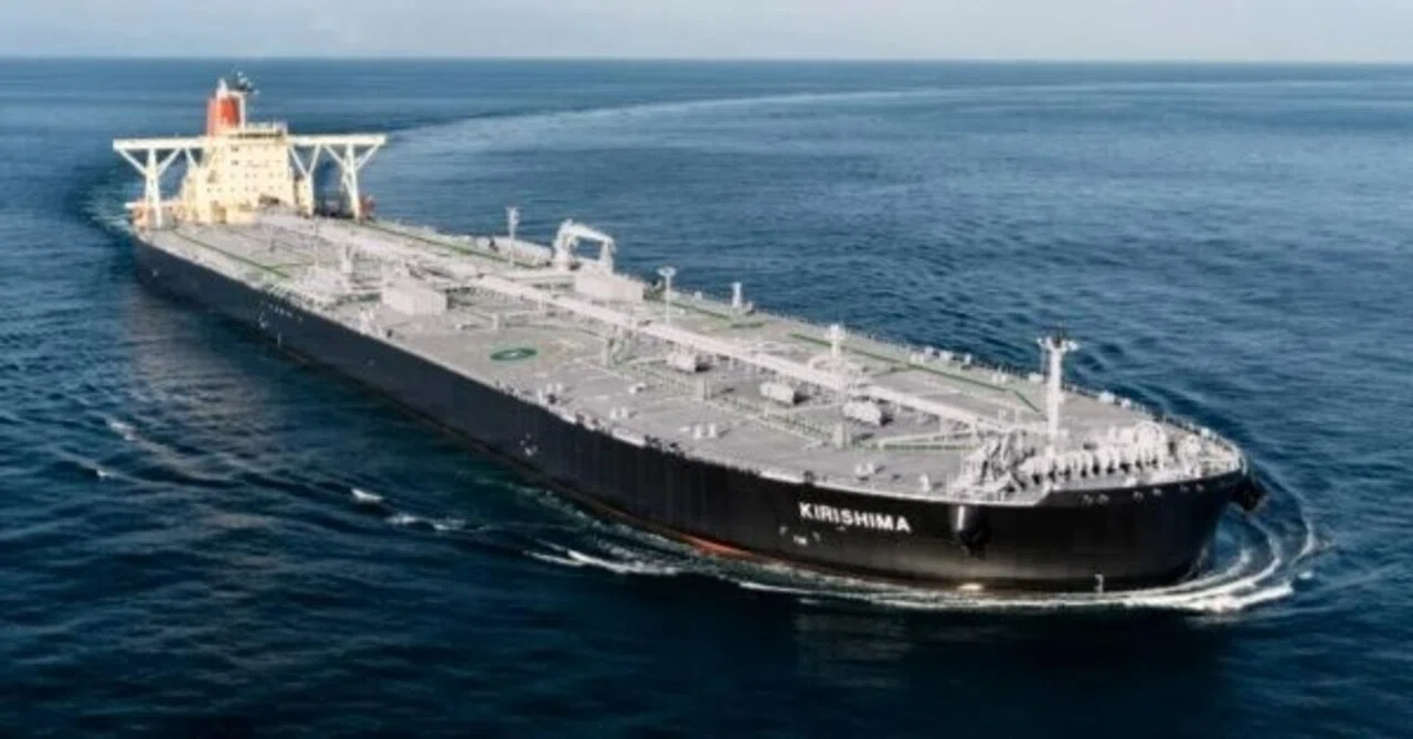 Japanese Tanker Passes Through the Strait of Hormuz｜yumeo
