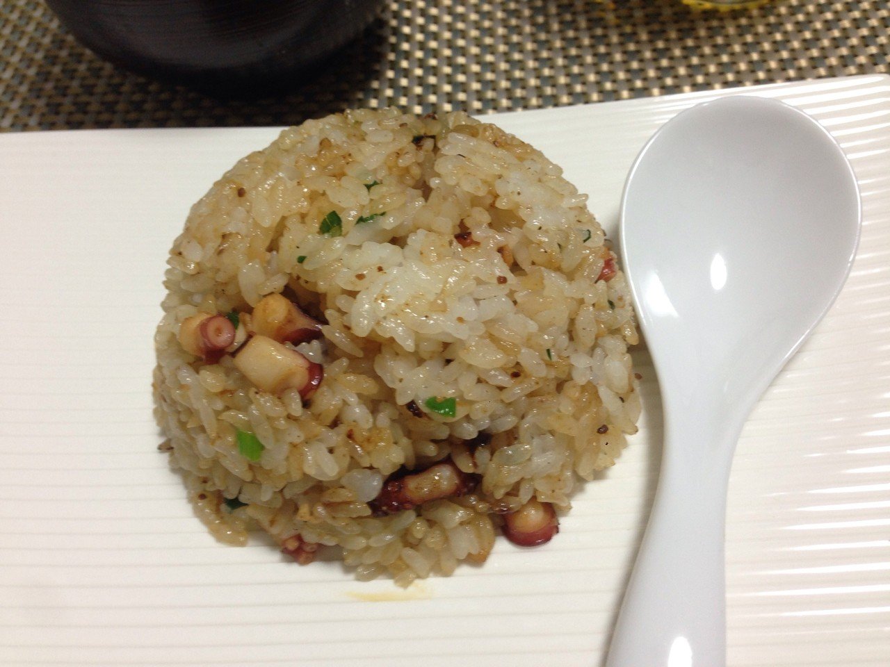 ミズノカツヒコさんのレシピでタコチャーハン作ってみました♪ レシピはこちら https://note.mu/oyajinomesi/n/n2ad82bc9e5a8 #晩御飯 ｜華