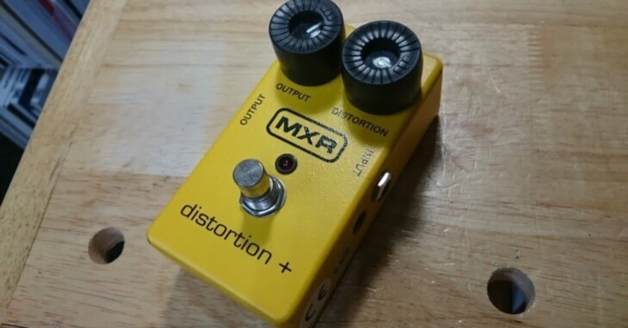 MXR distortion＋ ダイオード切り替えMOD｜ギターリペア工房 -Draw a New Sound-