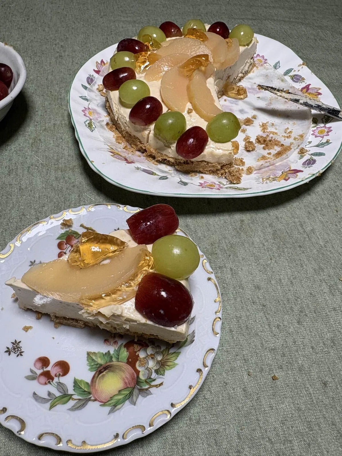 フルーツレアチーズケーキ｜ひとりで寄り道するカモ