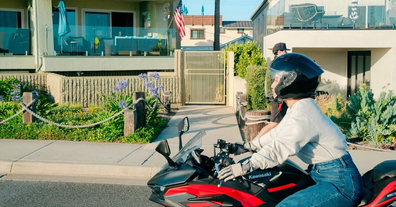 初の公道デビューはアメリカでした🇺🇸🏍️ 大型バイク免許をとった後のハナシ😏｜YUKO｜旅するホームレス ️📸