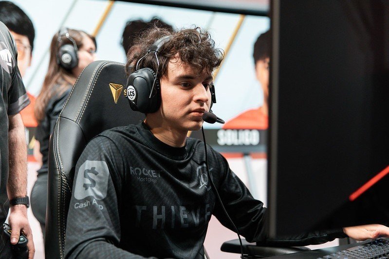 100 Thieves Contractz:「2017年にC9でルーキースプリットを受賞した時は、まだPoomeは全くプレイしていなかった ...