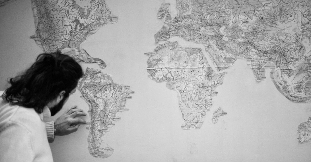 すべてさびしさと悲傷とを焚いてひとは透明な軌道をすすむ｜Taiga Inami