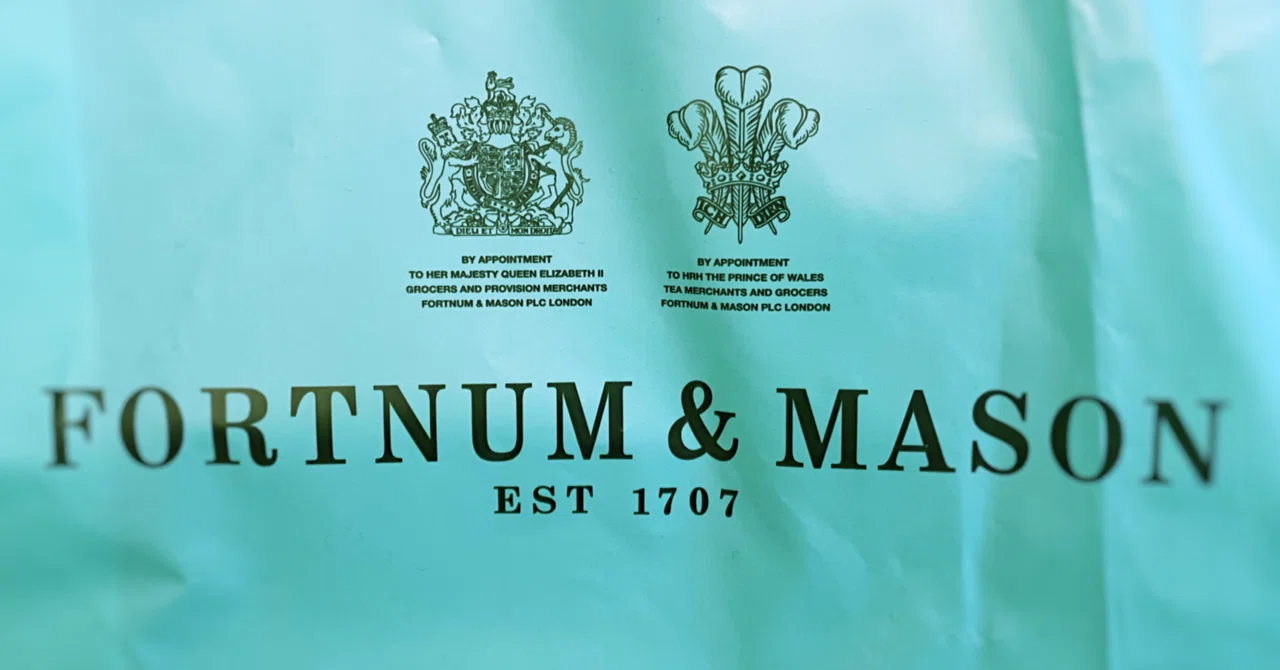 Tiffany colour？いいえFortnum & Masonです。｜アンジーさん