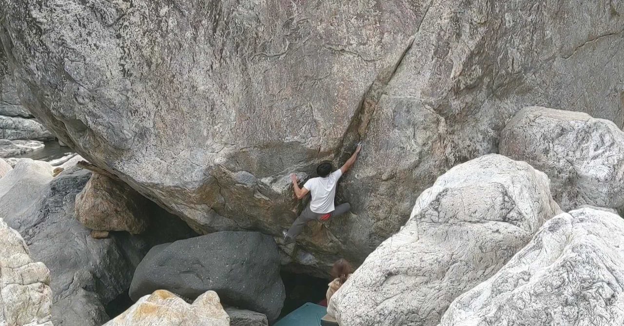 日之影 仲組公民館周辺(2020/11/28)｜tomoe sawai / クライマー