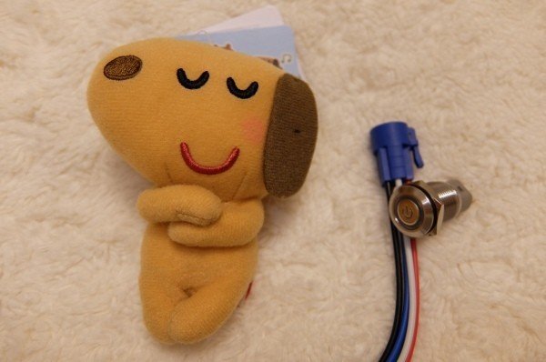 いらすとやのぬいぐるみ「ちょっこりさん」をPCの電源スイッチにする｜Hideaki Kishimoto｜note