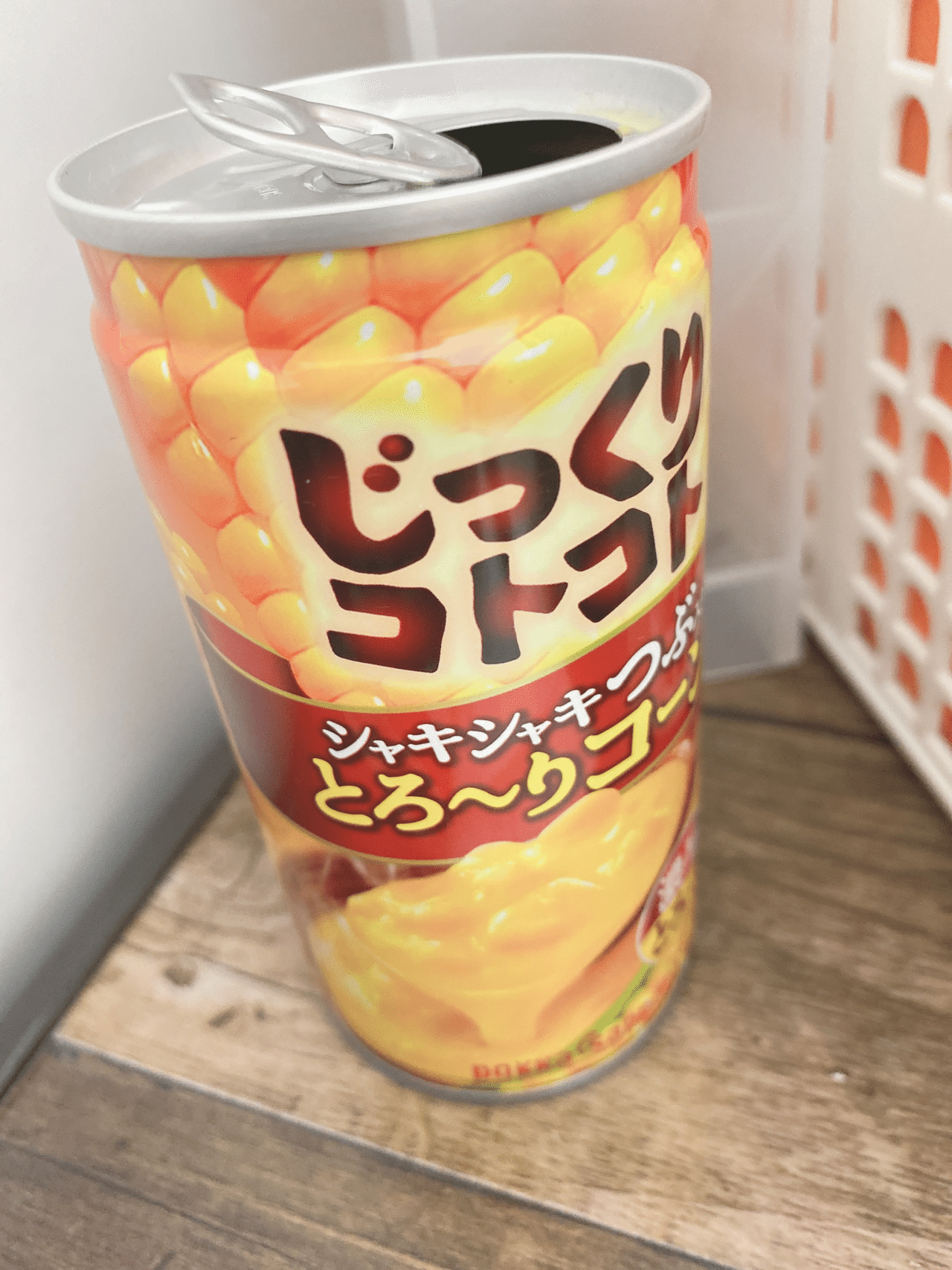 仕事中にお腹すいてしまってどうしても我慢出来なくなり、トイレ行くついでに購入〜 とろっとしてコーンがしゃくしゃく口当たりとても良いですよね ...