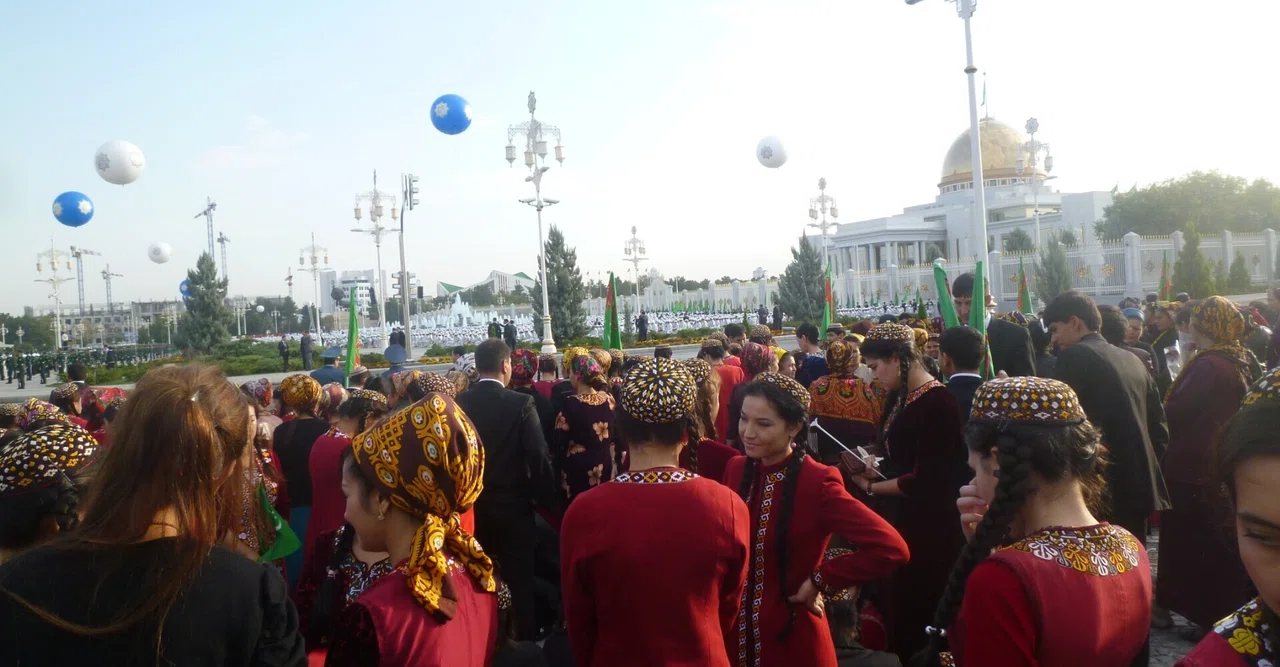 【最新版】トルクメニスタンの祝祭日｜まそしゅ