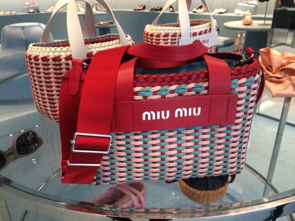 BUYMA無在庫販売 🎀ブランド辞典🎀 VAT抜き直送ブランド⑥ ミュウミュウ イタリアの直送交渉は 難易度が高いが、 ロンドンの路面店は 簡単にOKくれます💕 https://amzn.to ...