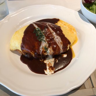 投げたおむつ拾い上げ｜omomraise