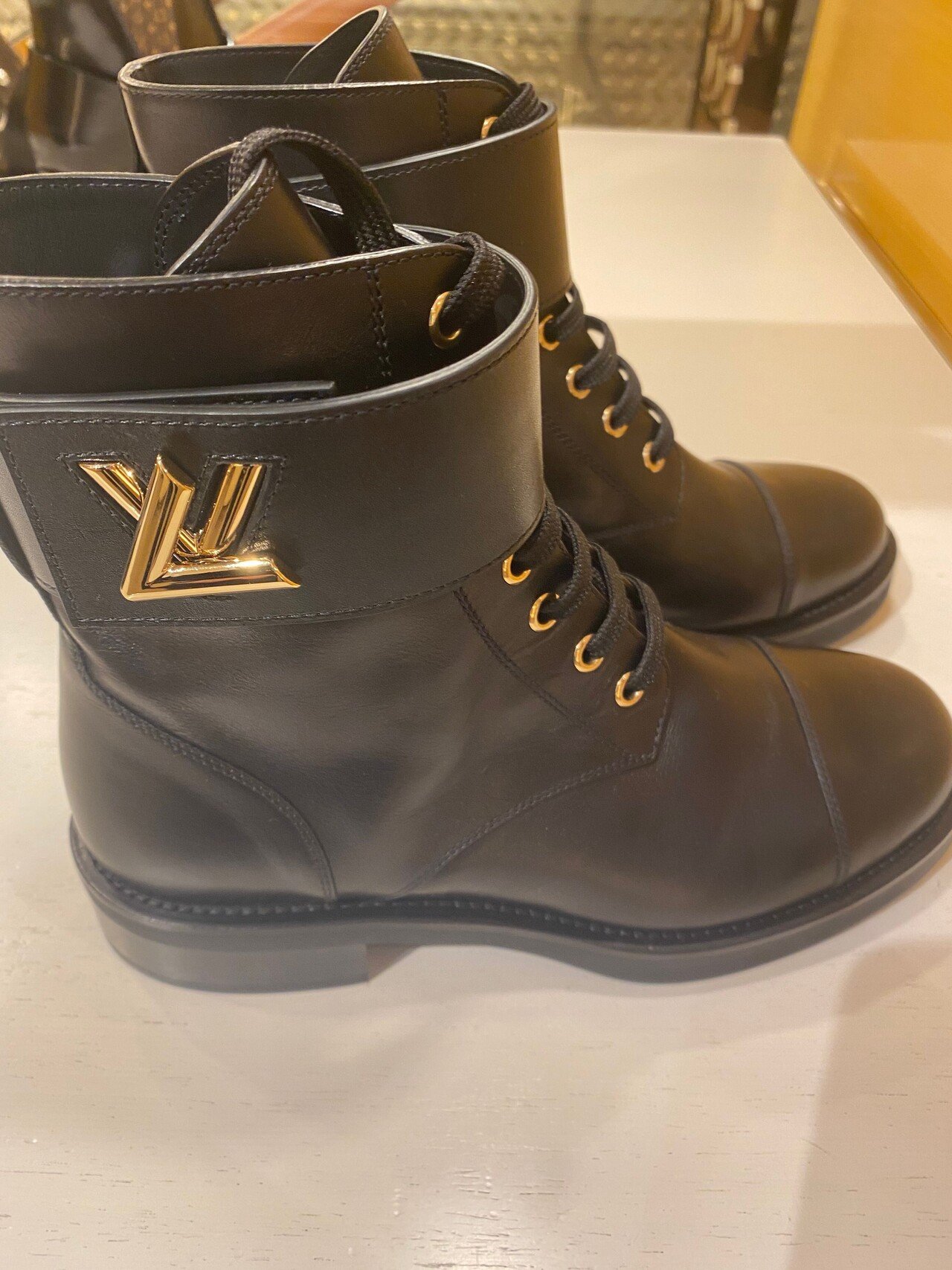 令和の今、 副業始めるなら 「BUYMA無在庫販売」一択 唯一無二、 驚愕のBUYMAルールとは？！ 物販ビジネスには 夢のような環境💕 https://amzn.to/3kYE6vx ↑その ...