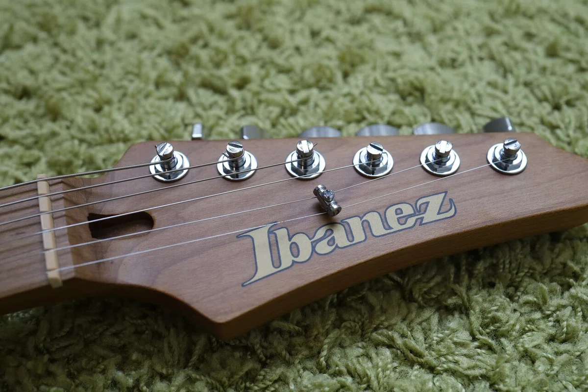 [機材レビュー]Ibanez AZ224F｜Croquetteギター機材研究