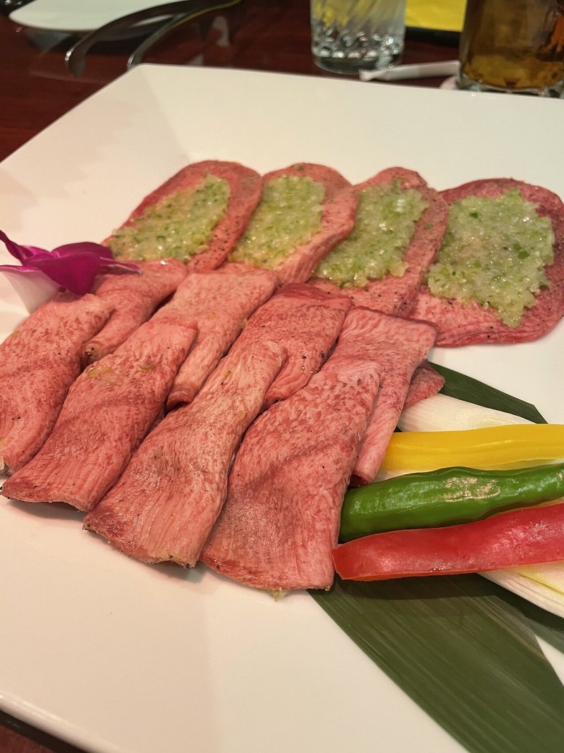 美味しいものは世界を救う〜肉ときどき肉〜｜緒方 彩夏(ayaka.o)｜note