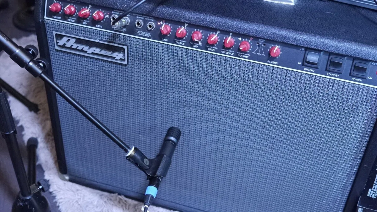 The Charm of the Enchanting 'Rolling Sound' Wurlitzer / Amp vs DI｜Ryo ...