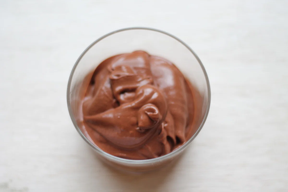 Two-Ingredient Chocolate Mousse｜樋口直哉(TravelingFoodLab.)