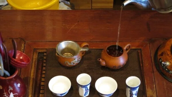 中国茶は淹れる人の個性が色濃くでる 【伝統料理を楽しむⅤ】 Chinese tea has a strong personality of ...