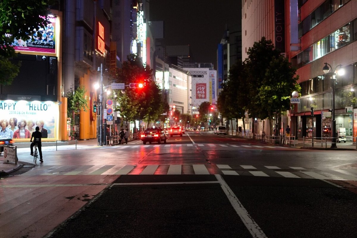 渋谷、野宿、2014年夏｜Tetsutaro Ogawa