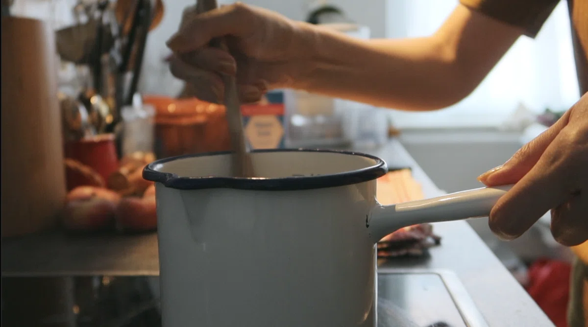 Plum paste made with German rhubarb｜ドイツ生活情報ブログ〜Oddyドイツ暮らし〜