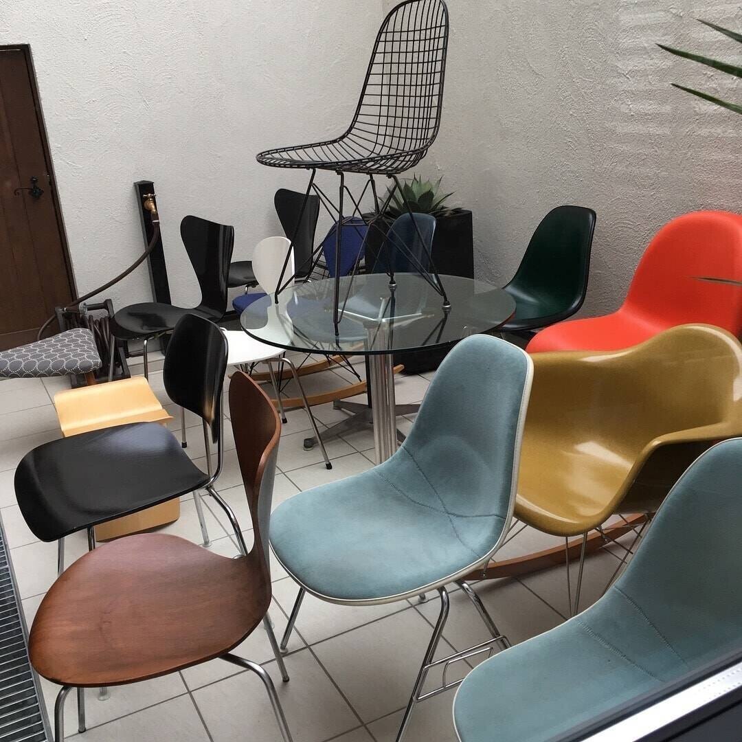 愛するチェアのために家を新築！？“椅子マニア”mashleyさんの自宅をご紹介｜Kagg note