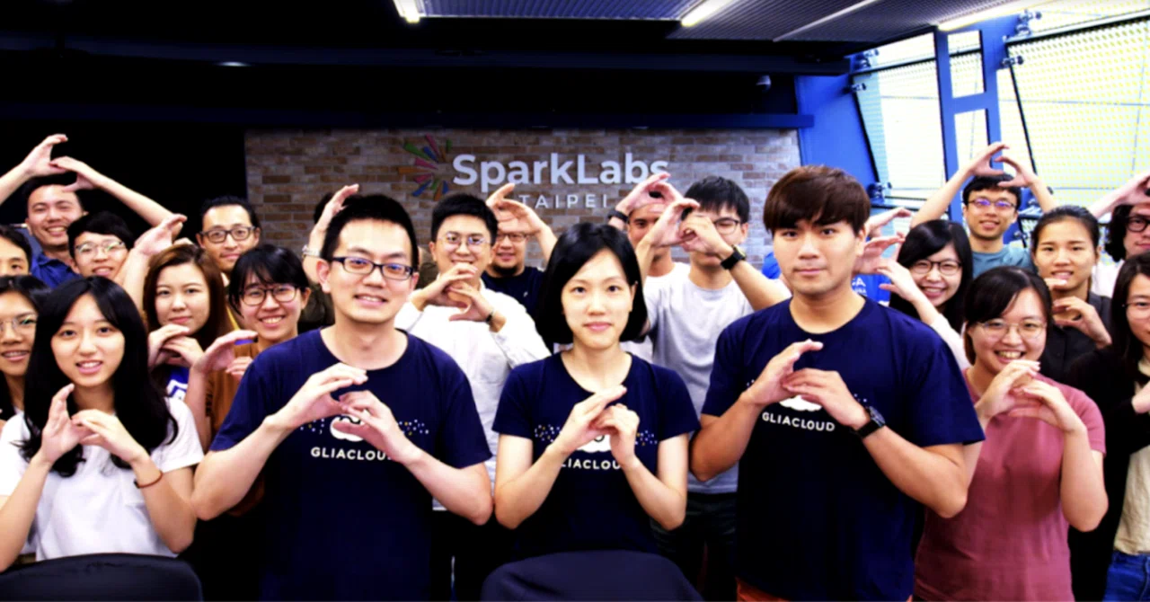 【創業者インタビュー】Glia Cloud社Agnes Peng氏〜配偶者と共同で会社設立・経営。その秘訣は？〜｜Headline Asia