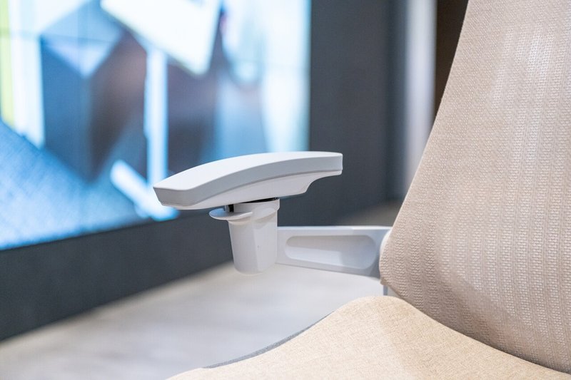 在宅ワーカーに人気の「アクトチェア」。No.1ヒット作を超えた、その魅力と開発秘話に迫る｜Kagg note