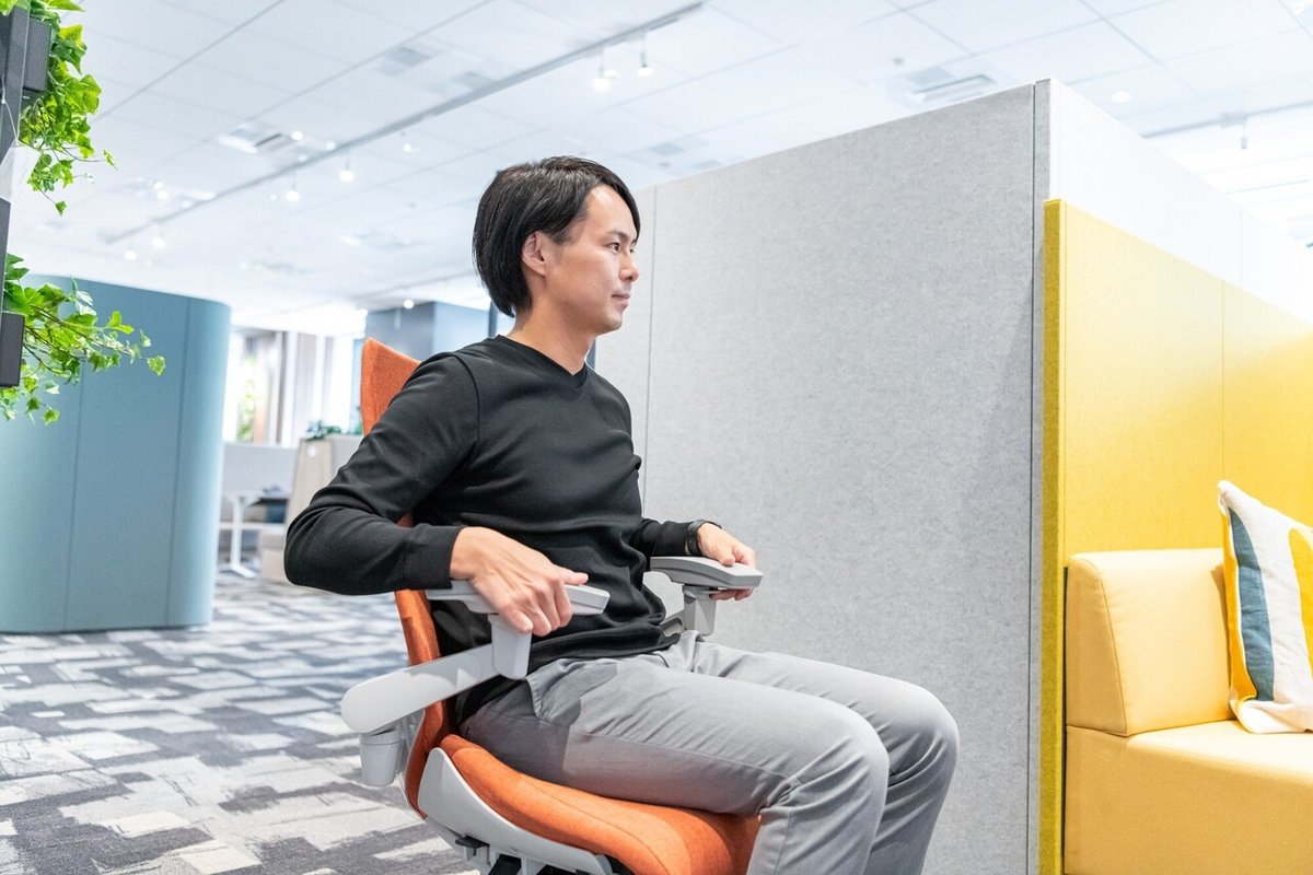 在宅ワーカーに人気の「アクトチェア」。No.1ヒット作を超えた、その魅力と開発秘話に迫る｜Kagg note