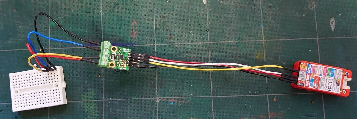 M5StickC PlusとUIFlowでプログラミング(Ex4) - INA226センサを使って電流と電圧をはかる｜shintaro