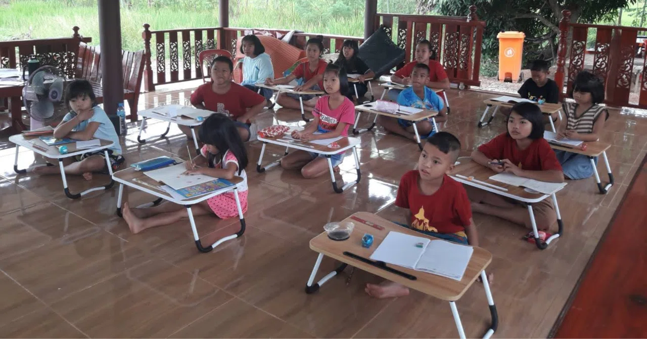 School of our own (topic & photos provided by Upekkhā)｜老朋友～Lou Pang Yau
