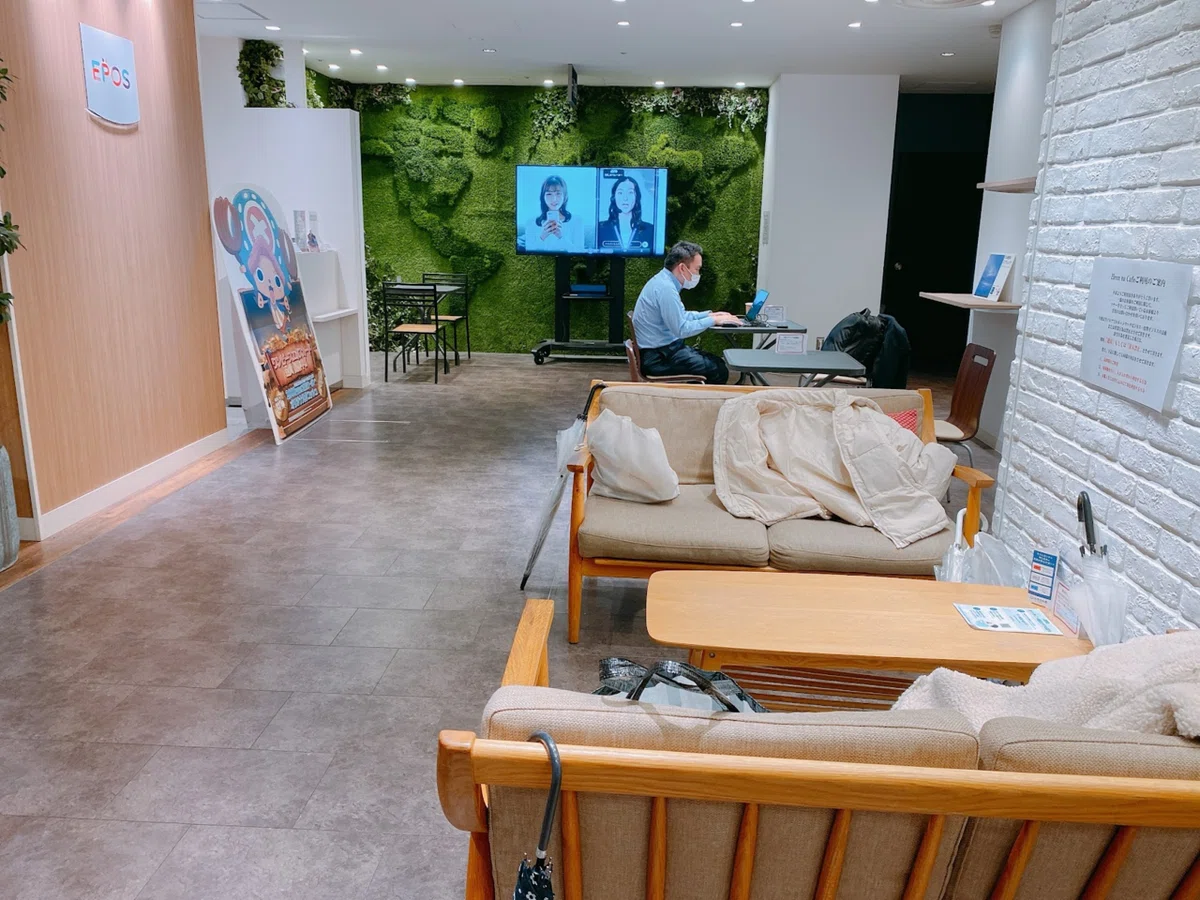 【テック体験＆コワーキング】HISが展開する変なカフェ （Henn na Cafe）がノマドワーカーにおすすめな理由｜ラフアンドレディ株式会社 ...
