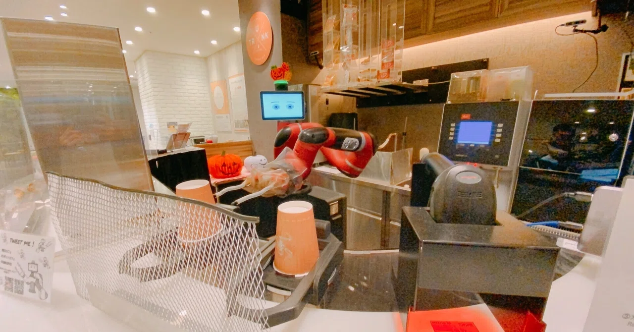 【テック体験＆コワーキング】HISが展開する変なカフェ （Henn na Cafe）がノマドワーカーにおすすめな理由｜ラフアンドレディ株式会社 ...