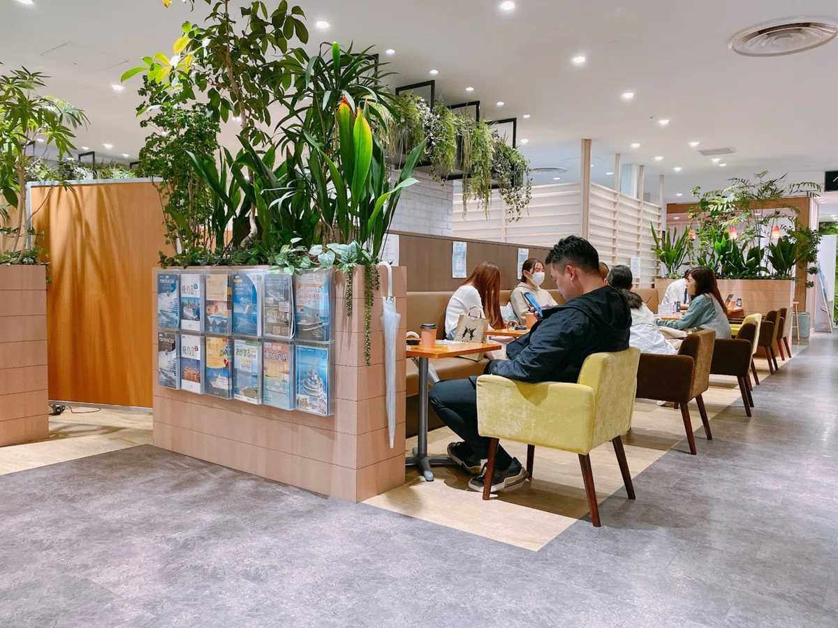 【テック体験＆コワーキング】HISが展開する変なカフェ （Henn na Cafe）がノマドワーカーにおすすめな理由｜ラフアンドレディ株式会社 ...