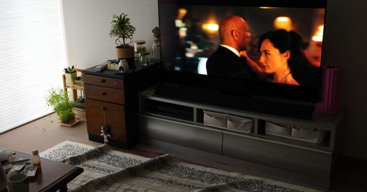 Netflixオリジナル映画「レッド・ノーティス」感想｜utsuno｜note