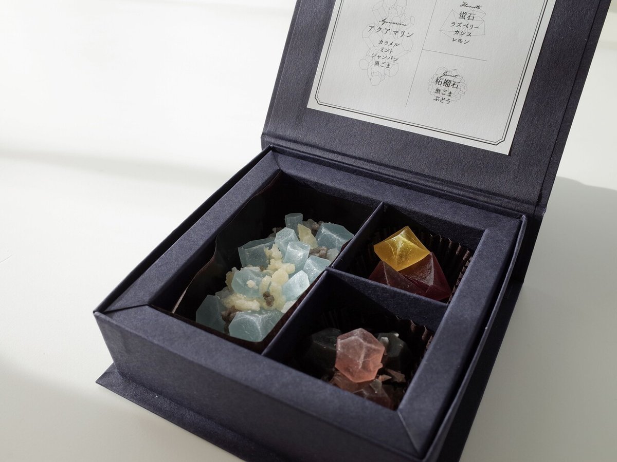 宝石学最難関 『FGA』 に合格しました！｜MOEMI SUGIMURA