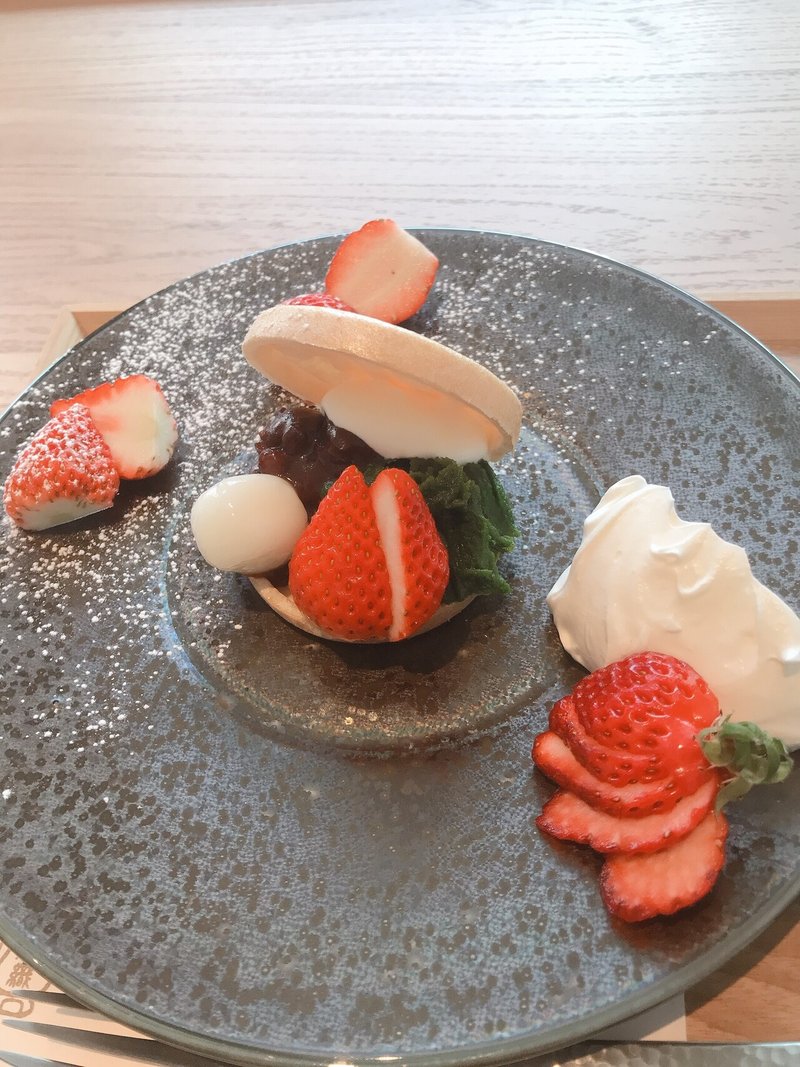 自分にご褒美な平日の午後｜ KAZUKO ｜note