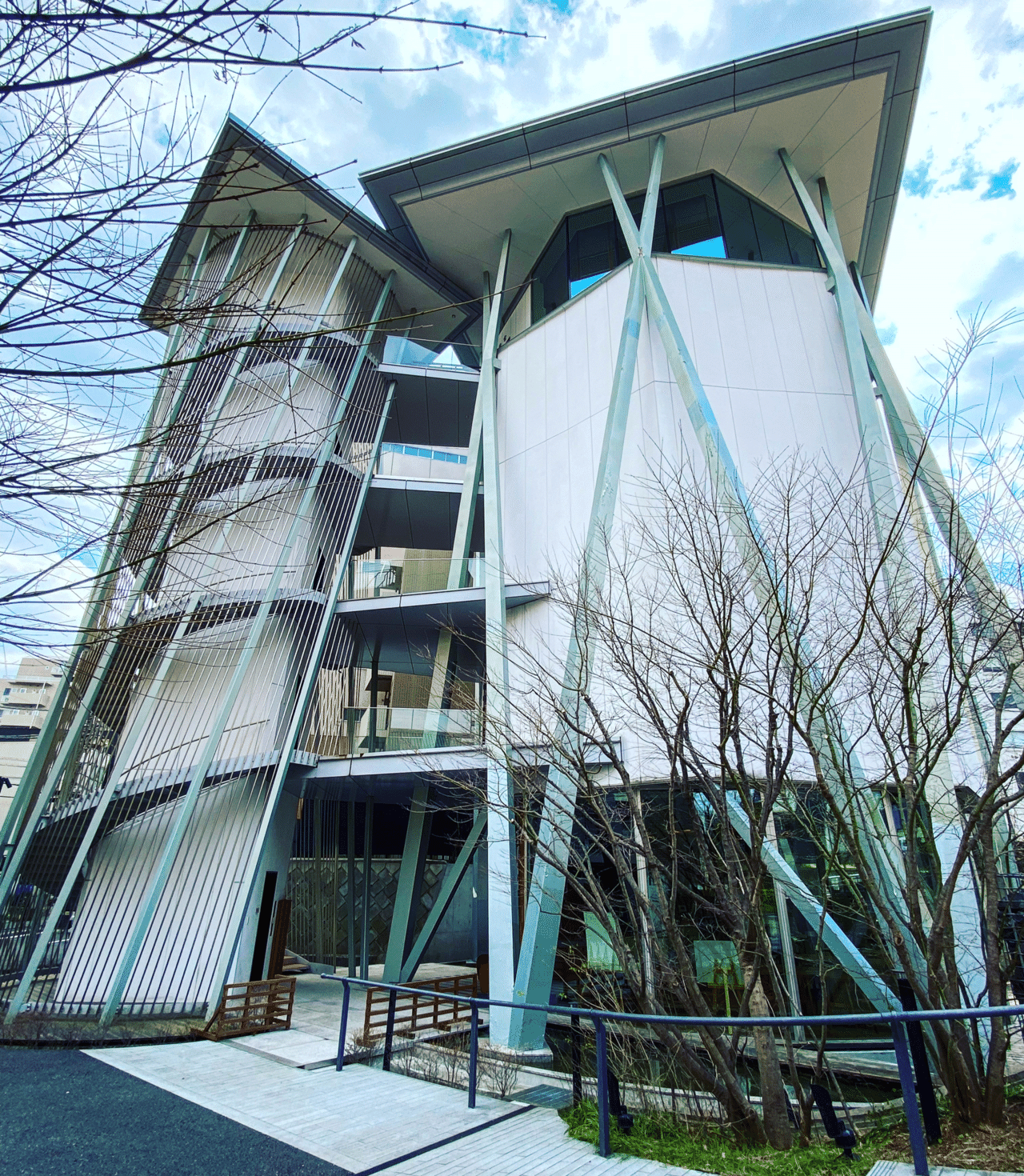 東京建築巡り〜100年後の後世に伝える宗教建築 ｜東京の建築&アート巡りオタク@tanrock