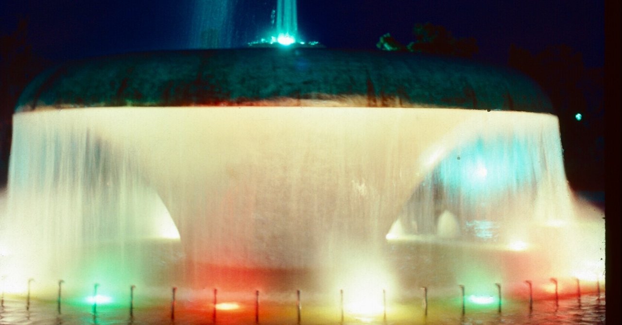 噴水のライトアップ｜38gi.ryu