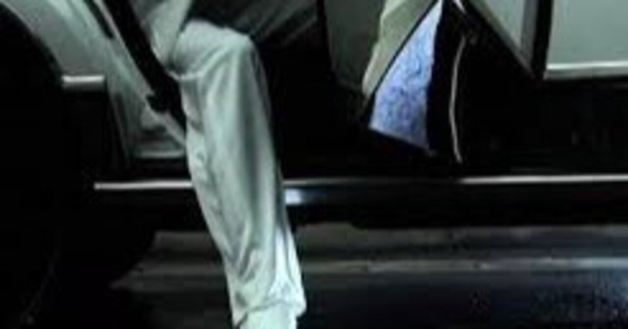 7．“Get out ! ...please...“（出てって。...お願い）｜undo01