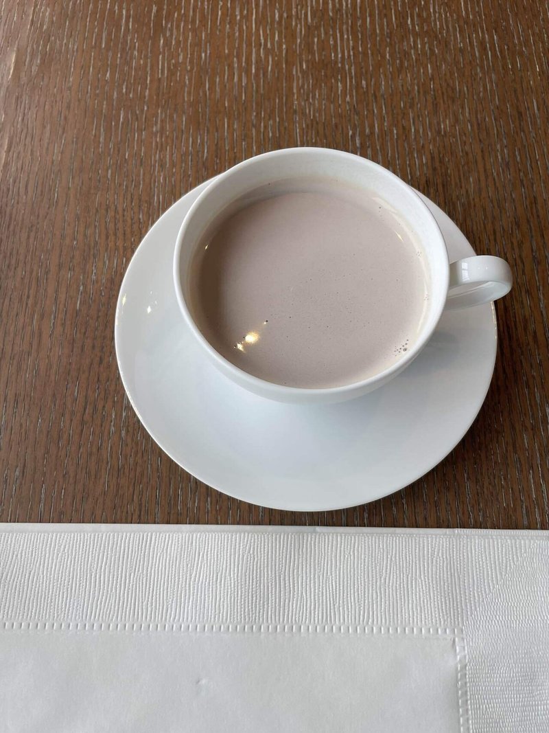 【宿泊記】至れり尽くせりのクラブラウンジ〜インターコンチネンタル横浜Pier8〜｜TOMOMO