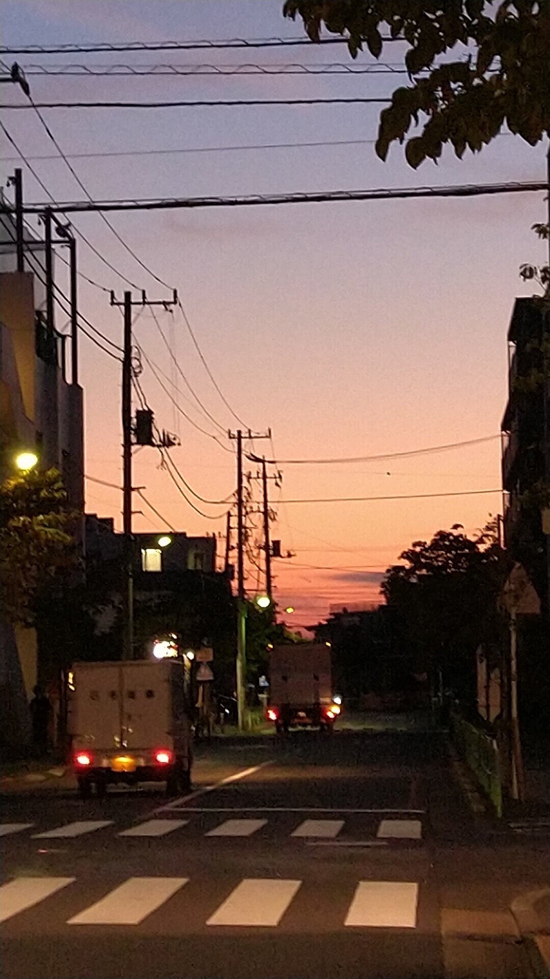 「火灯し頃」私の好きな黄昏時 ～帰り道のエピソード～ ｜nogami+ena