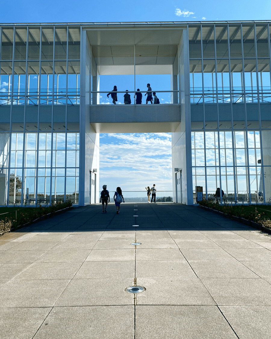 東京建築巡り〜クリスタルのような透明感があるステキ建築 ｜東京の建築&アート巡りオタク@tanrock