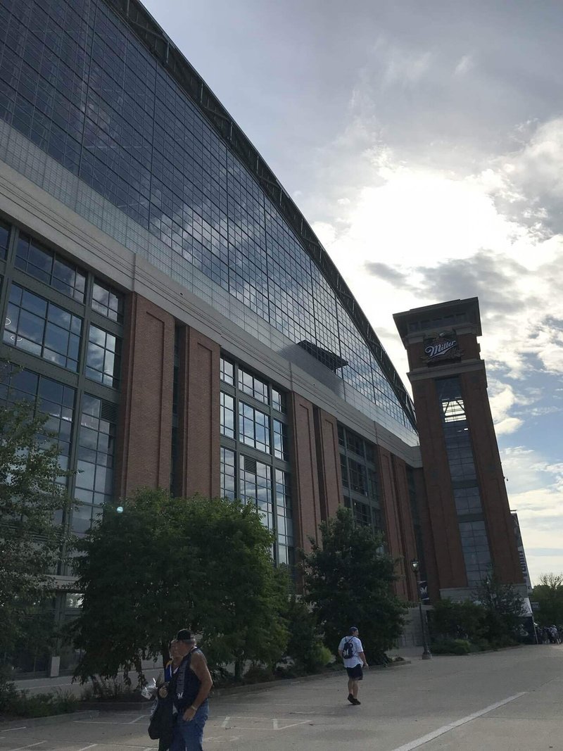 【MLB30球場全部行く】ミルウォーキー・ブリュワーズ(4/30)｜みーがん｜note