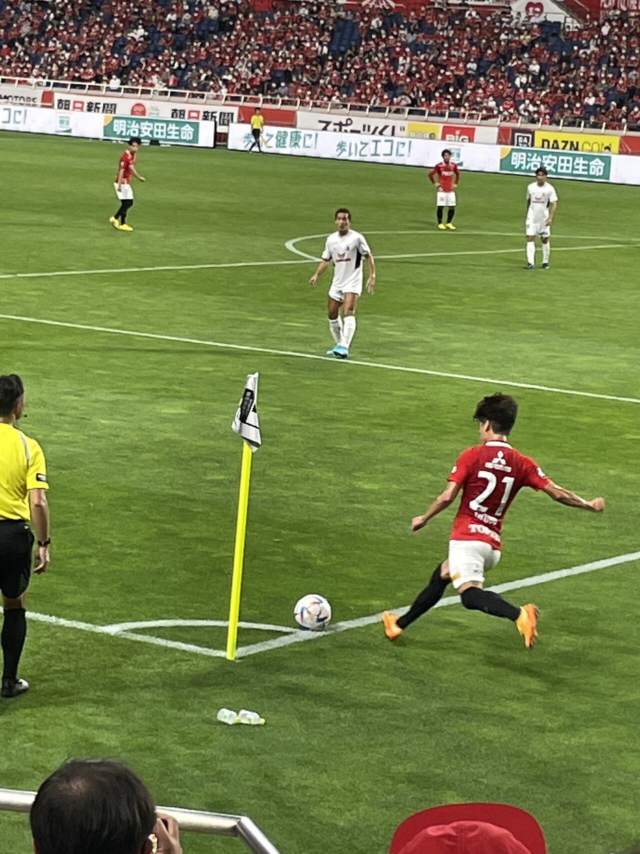 浦和レッズ、点を入れられてしまったので、おうえんがさらに凄いことに。お腹に響くわ。｜あつこ(61)明るい弱虫ライター、定年理科系オットとフワフワ文系妻｜note