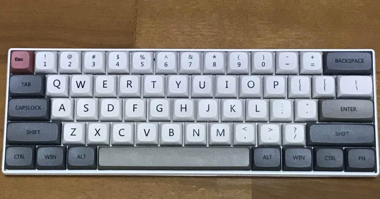 【ガジェット】WENRUIメカニカルキーボードWR61（赤軸）をレビュー｜ボッシュ