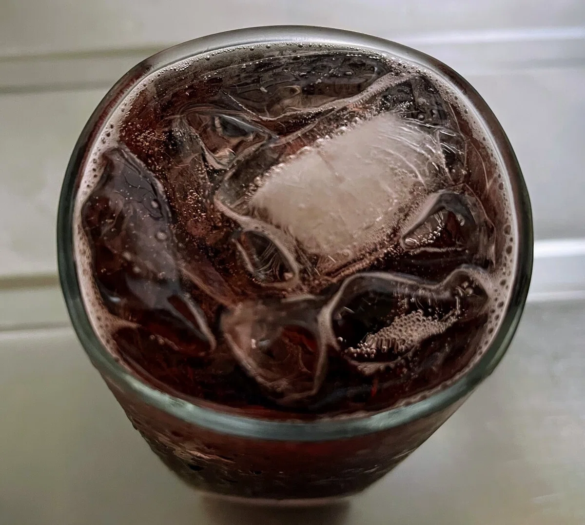 カクテルを作ってみた！：第5回カシスソーダ｜あけび