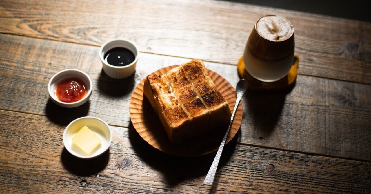 Autumn, toast, and fragments of a bitter memory｜I live kitchen.