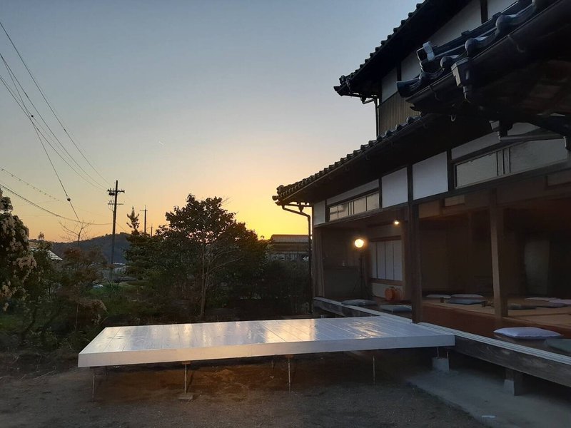 『空っぽの教室』｜しんしんし