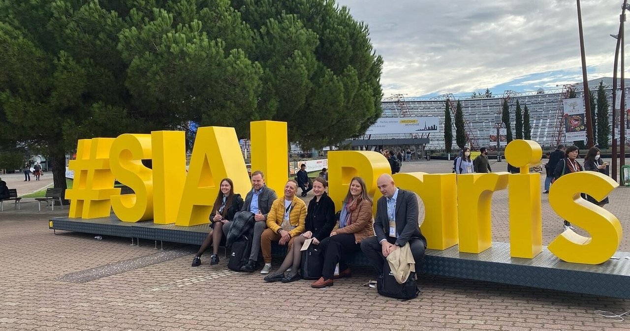 パリと比較する奄美や日本｜YUICHI YASUYAMA